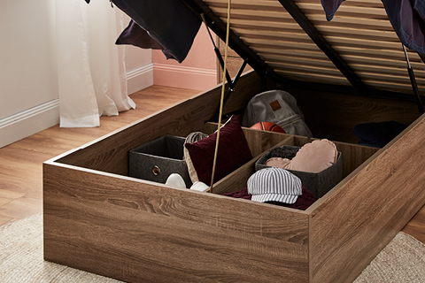 Bedroom ideas for teenage guys with small rooms store